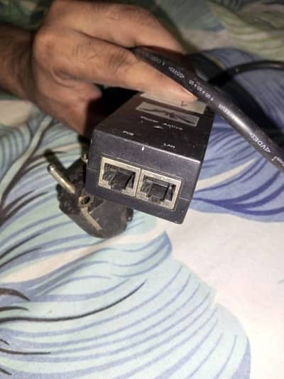Ubiquiti Networks POE Adapter Model. UBI. POE. 15.8 - Computers ...