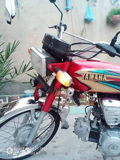 Yamaha four stroke - Bikes & Motorcycles - 1059313586
