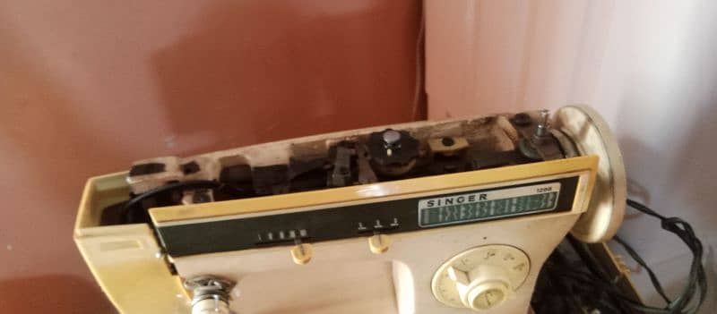 singer sewing machine 1288 model - Other Household Items - 1075872701
