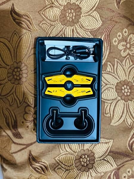 MECHA EarPods F5 - Earphones - 1076275639