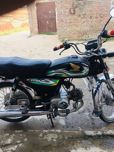 Honda 70cc - Other Motorcycles - 1076938796