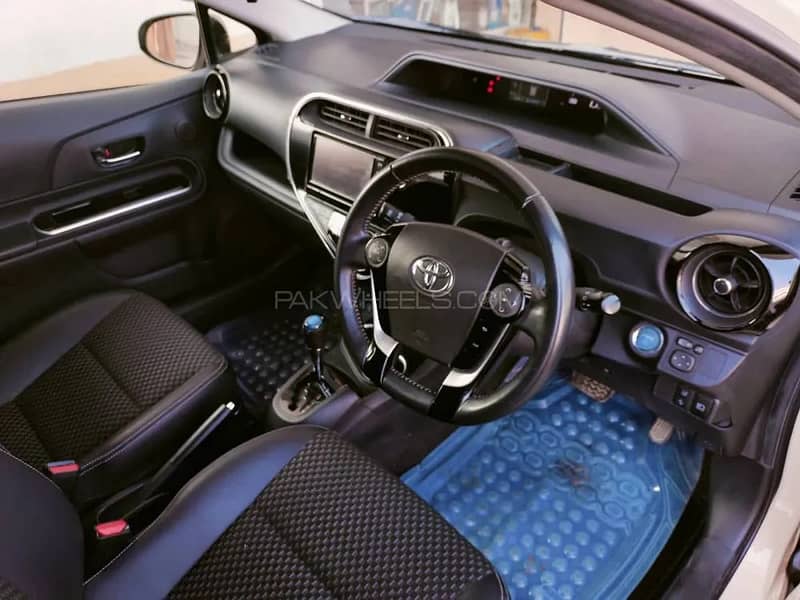 Toyota Aqua Crossover 2017 - Cars - 1079151334