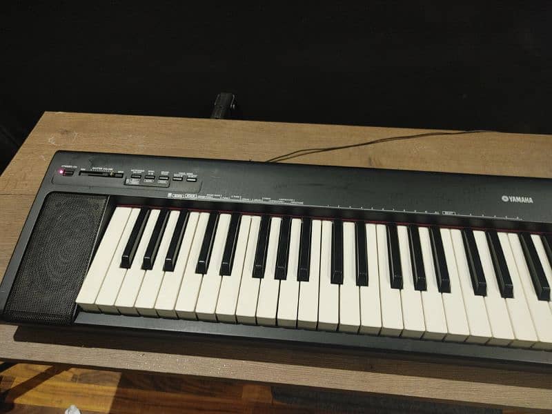 Yamaha NP 30 Portable Grand piano 76 keys - Musical Instruments ...