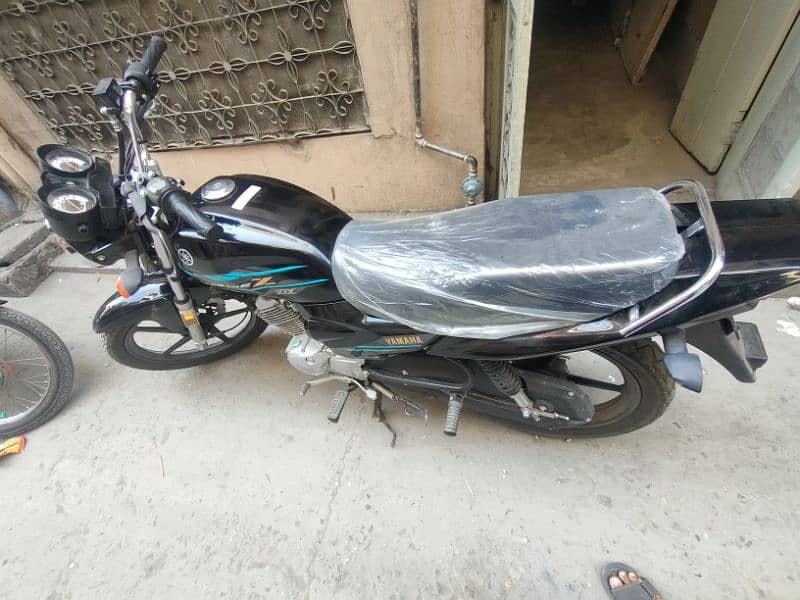 yamaha ybZ-125 2023 model - Standard - 1080544628