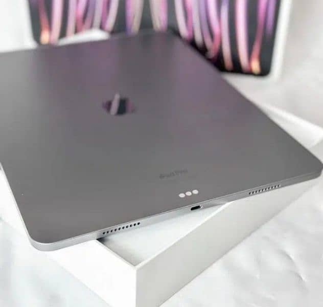 iPad pro m2 2023 11 inches 256gb with full box - Tablets - 1081146100
