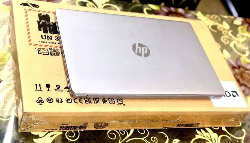 Hp Ryzen 5 5500U - Laptops - 1081424108