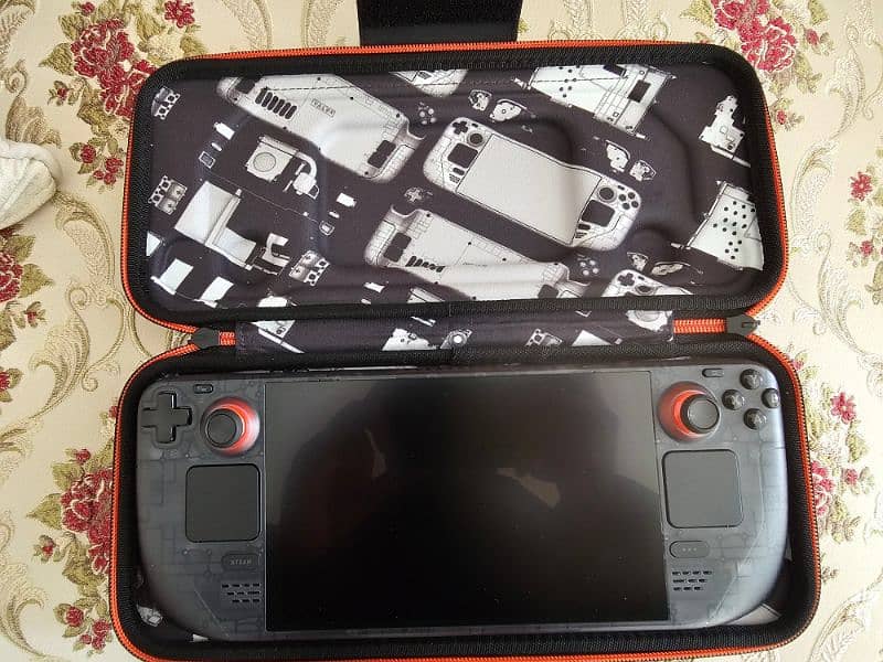 Mint Steam Deck Limited Edition - Gaming Consoles - 1082103917