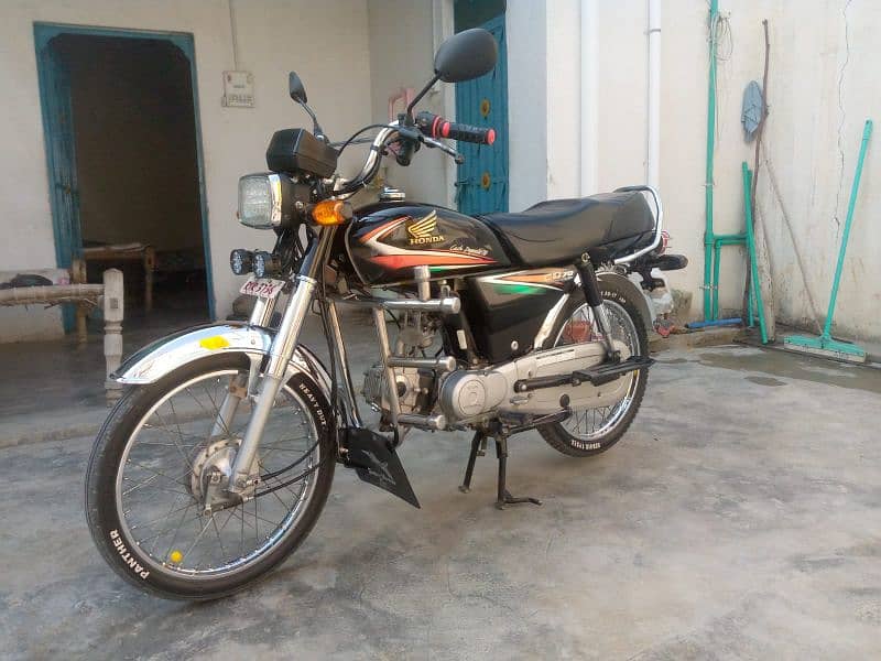 Honda CD 70 bike - Standard - 1082359292