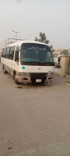 Coaster Saloon in Karachi, Free classifieds in Karachi | OLX Pakistan