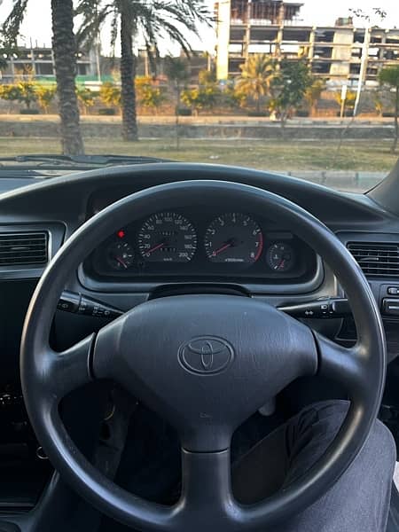 Toyota Corolla Indus - Cars - 1083699720