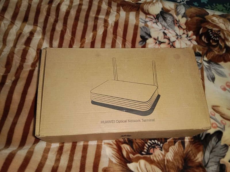 HUAWEI GPON FIBER ROUTER - Networking - 1084440071