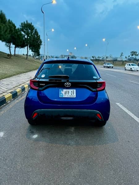 Toyota Yaris Hatch back - Cars - 1084650194