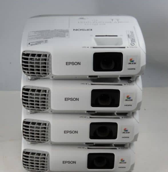 Epson presentation projector - Projectors & Projection Screens - 1084962094