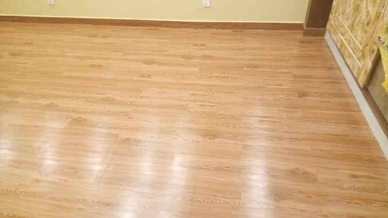 Pvc Vinyl Floor | Laminated Wooden Floor | Wallpapers| Astro Turf ...