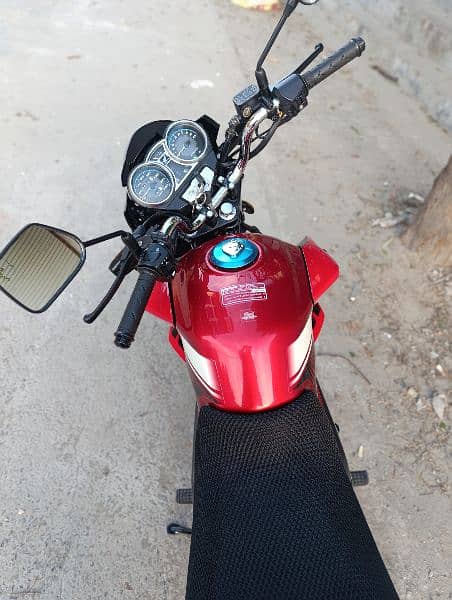 like a new bike. . with jdr box and 1 company teuning card available ...