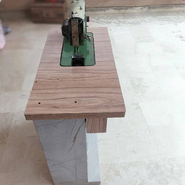 Sewing machine Table - Tables & Dining - 1085985481