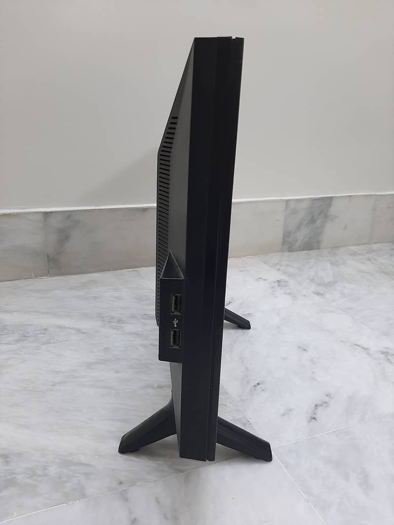 Monitor Lcd / Led Dell 19 Inch WideScreen With Dany Tv Device ...