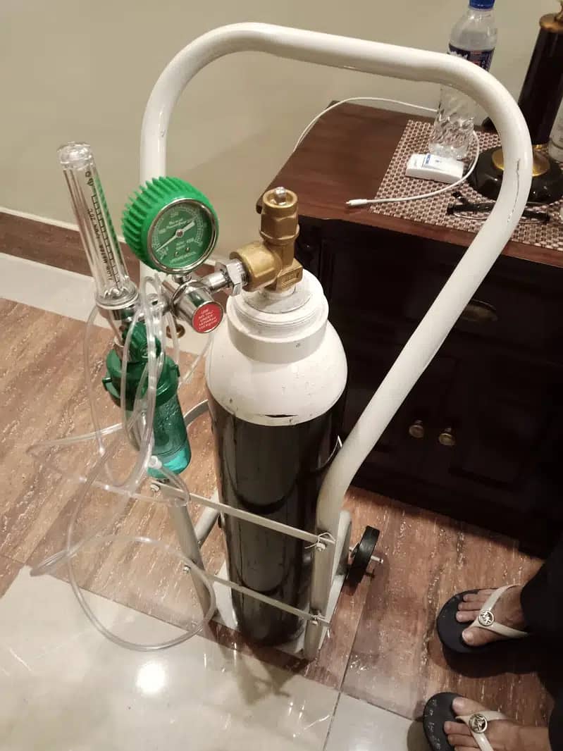Oxygen Cylinder | Oxygen Concentrator | Oxygen Machine Available ...