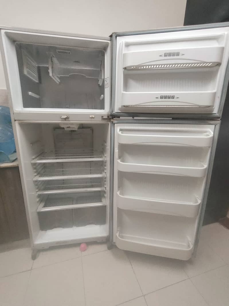 Dawlance fridge jumbo size - Refrigerators - 1087095110