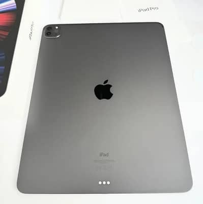 iPad Pro M1 chip 128 GB 2021 model 0340=71/89/778 my WhatsApp number ...