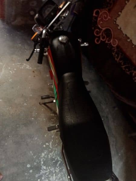 paka 2022 model - Standard - 1087549380