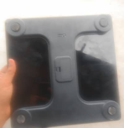 Brand New Weight machine with automatic sensor - Gym & Fitness - 1087690801