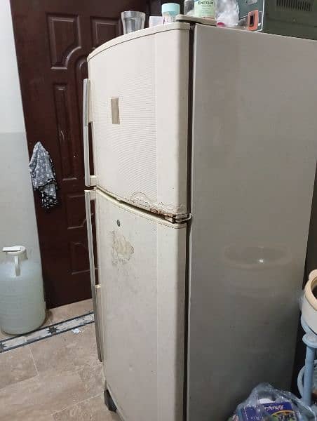 Dawlance medium size fridge , 2 door - Refrigerators - 1087844828