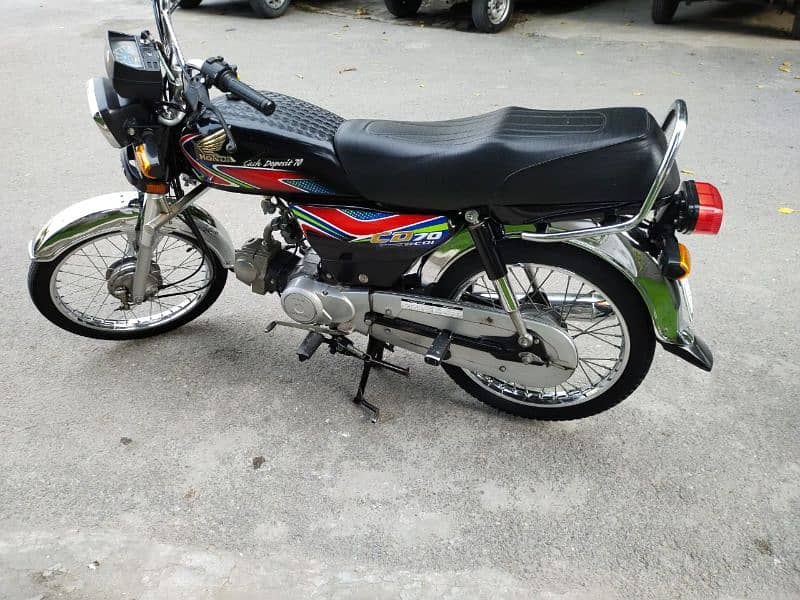 Honda CD 70 bike - Standard - 1088015674
