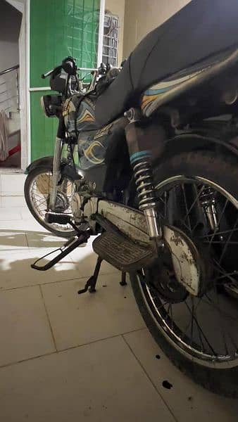 Bionic bike hai file miss hogi card original cnic wala hai - Road Bikes ...