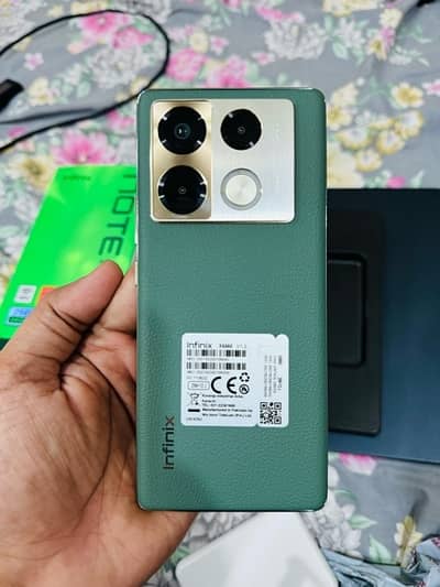 Infinix Note 40 pro With Wireless Power bank - Mobile Phones - 1088474335