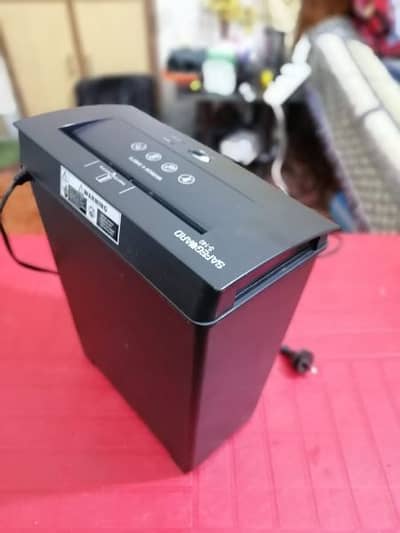 Safeguard A4 Crosscut Paper Shredder, Importeds - Other Office ...