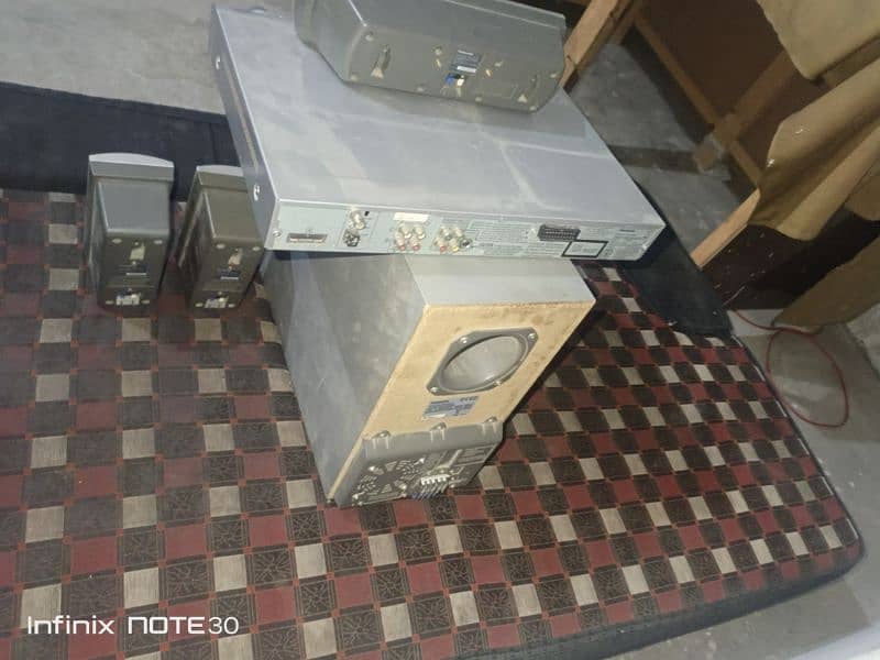 Panasonic home theater 5.1 - Home Theater Systems - 1089322600
