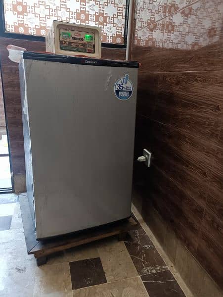 Dawlance fridge - Mini - 1089364584