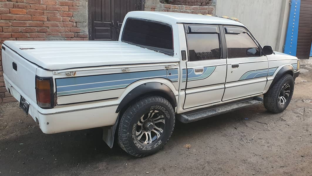 Mazda B2200 1996 - Cars - 1089729070