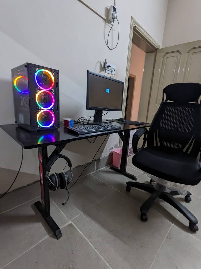 Gaming Computer Table for sale - Tables & Dining - 1089811869