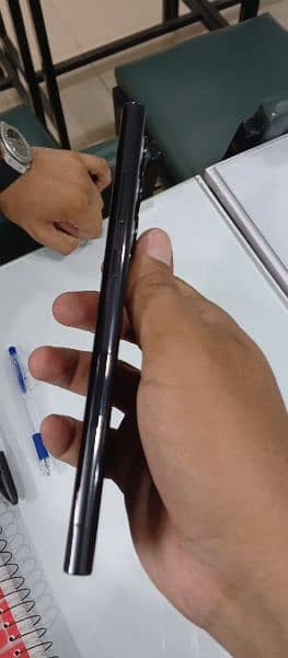 Galaxy S22 Ultra with Invisible Dot - Mobile Phones - 1089929871