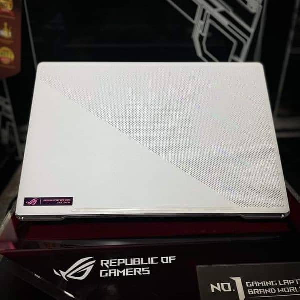 Asus ROG zephyrus G15 Complete Box - Laptops - 1091119431