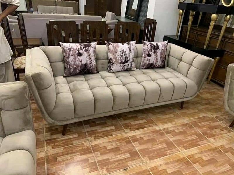 5 Seater 3+1+1 BOX Style Sofa with cushions. - Sofas - 1091146406