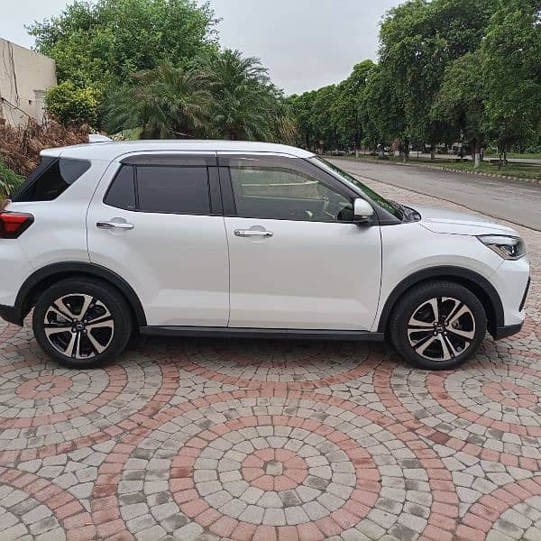 Daihatsu Rocky White 4.5 Grade AUGUST - Cars - 1088768433
