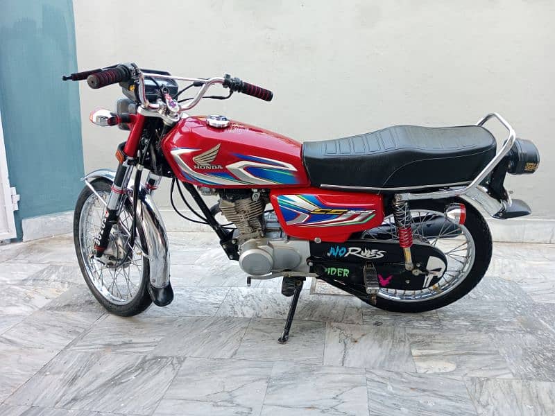 Honda 125 22 Model - Standard - 1090388787