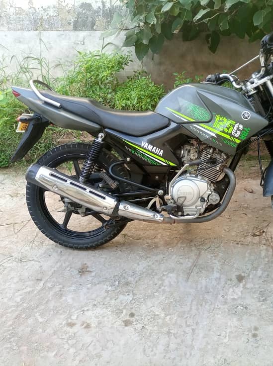 Yamaha YBR 125G Model SE 2022 - Standard - 1091658320