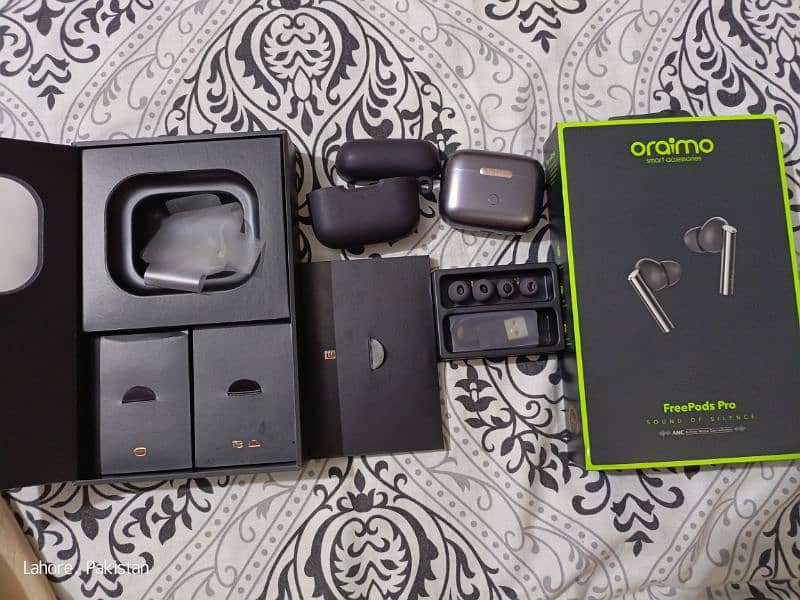 Oraimo free pods pro with ANC - Earphones - 1092063542