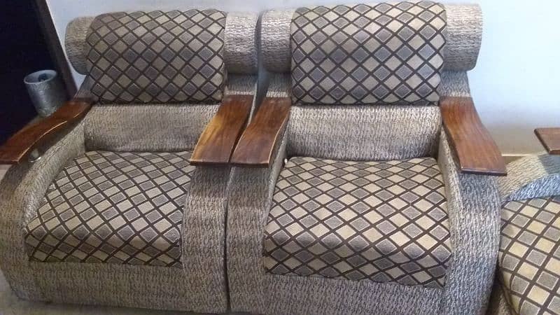 5 seater sofa set slightly used - Sofas - 1092098933