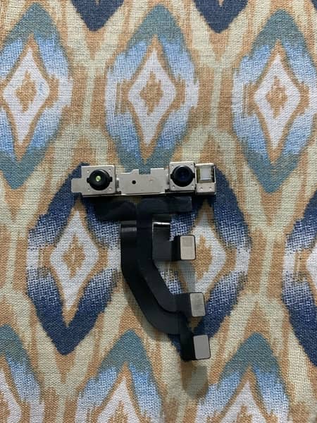 Iphone X Camera Back And Front - Mobile Phones - 1092102452