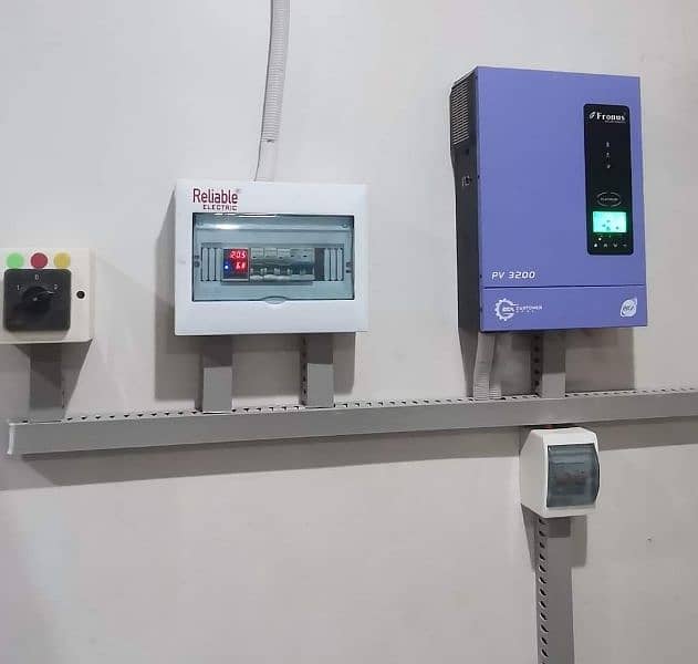 fronus pv 3200 with 2 phoenix batteries( golden chance) - Solar ...