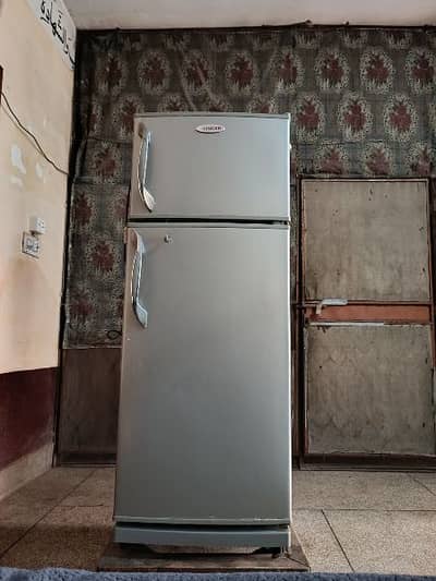 singer fridge ( refrigerator) for Sale 10/9 - Refrigerators - 1092273658
