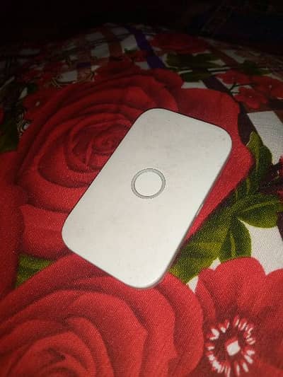 Zong 4g Device - Mobile Phones - 1092526945