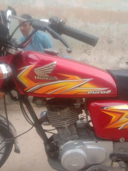Honda 125 model 2021 ke 11 month ke ha - Standard - 1092606921