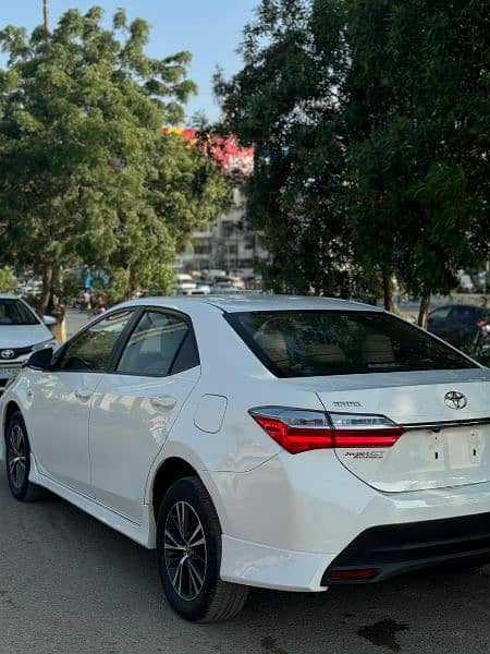 Toyota Corolla Altis X 2022 - Cars - 1093267365