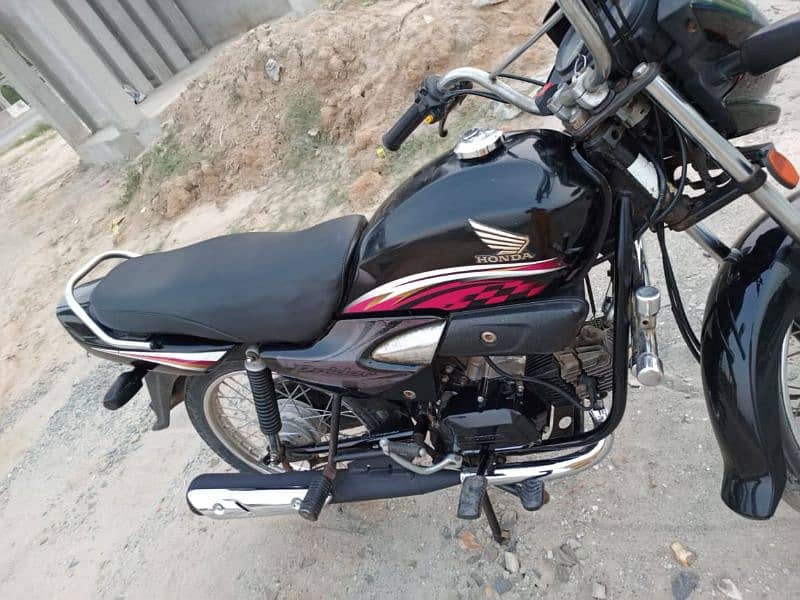 honda pridor 2014 - Standard - 1093325951